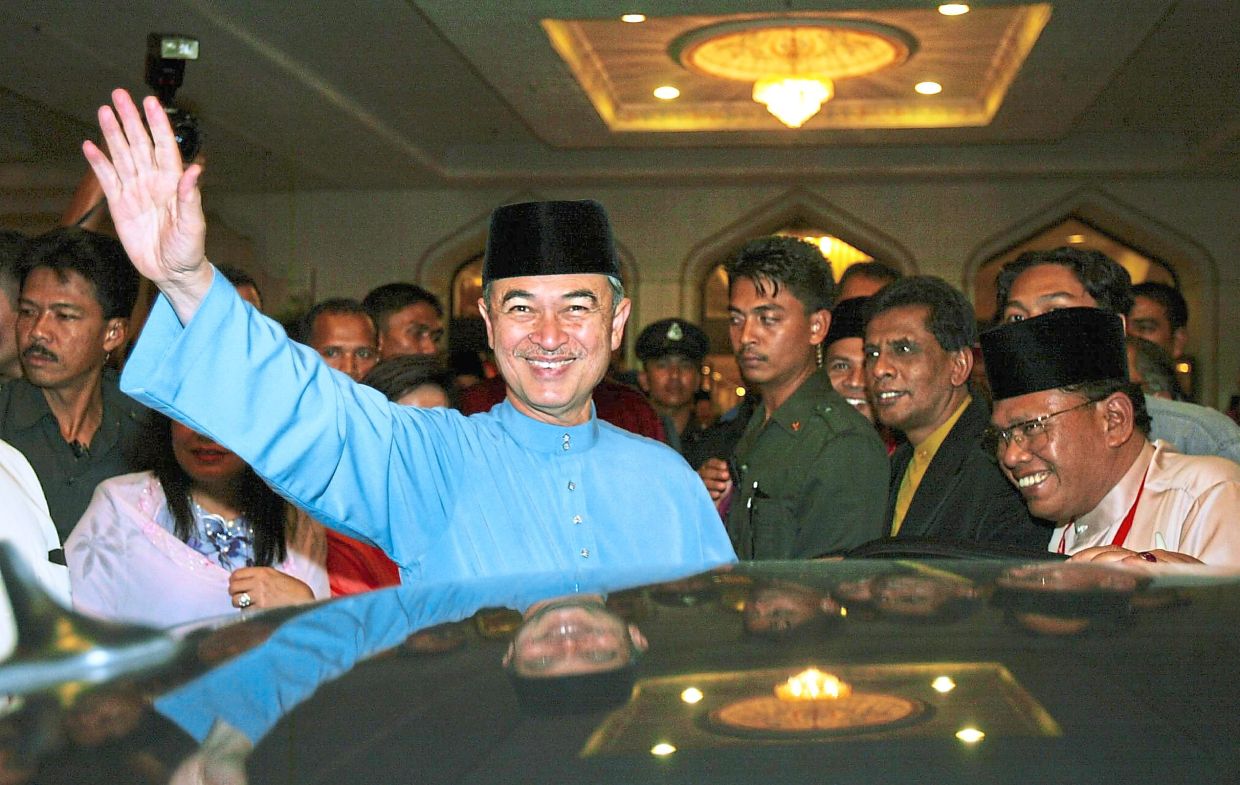 Photo Gallery: Remembering our Pak Lah | The Star