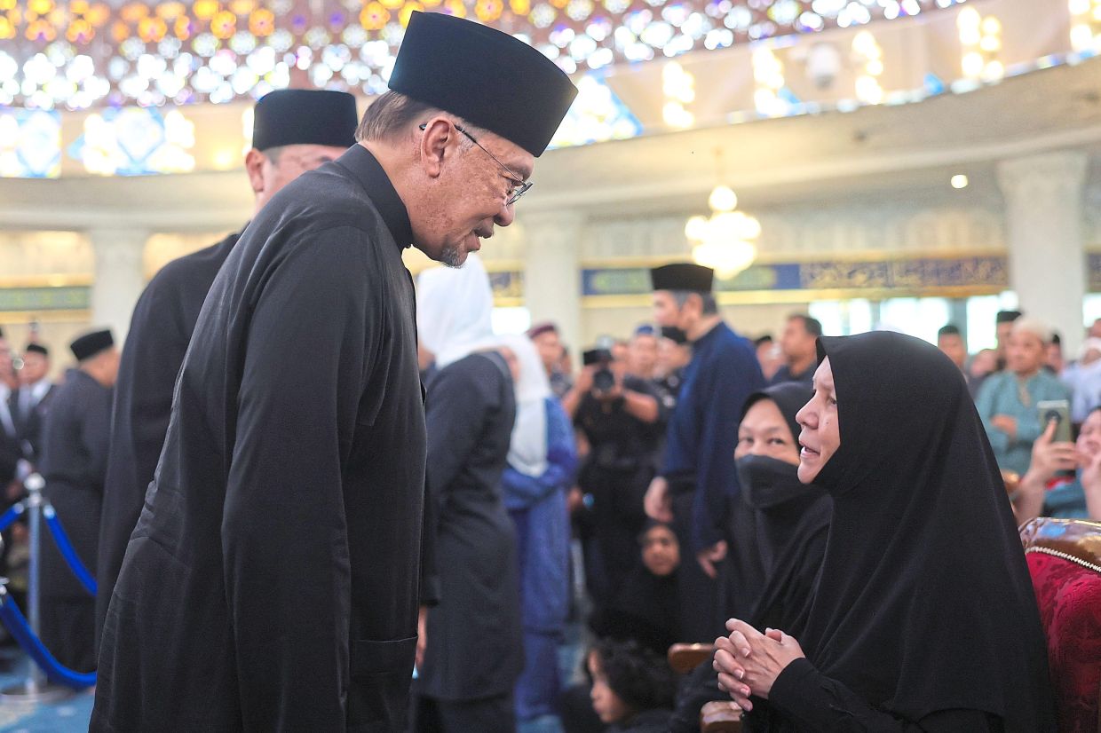 Photo Gallery: Remembering our Pak Lah | The Star