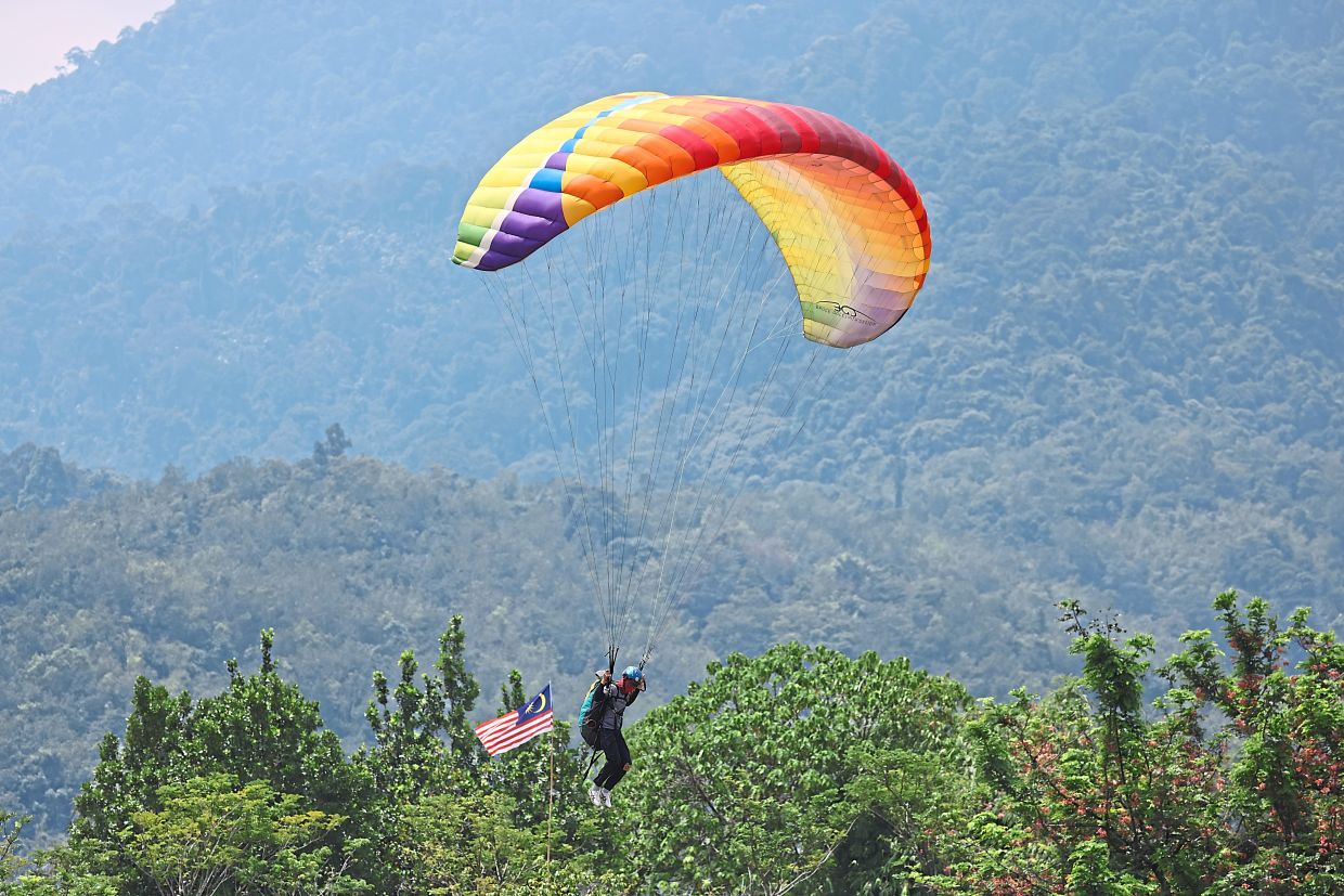 Soaring ambitions over Kuala Kubu Baru | The Star