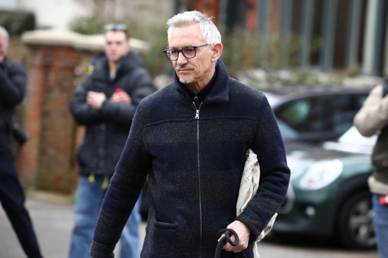 Other Sports: England's Lineker leaves BBC after apologising for post ...