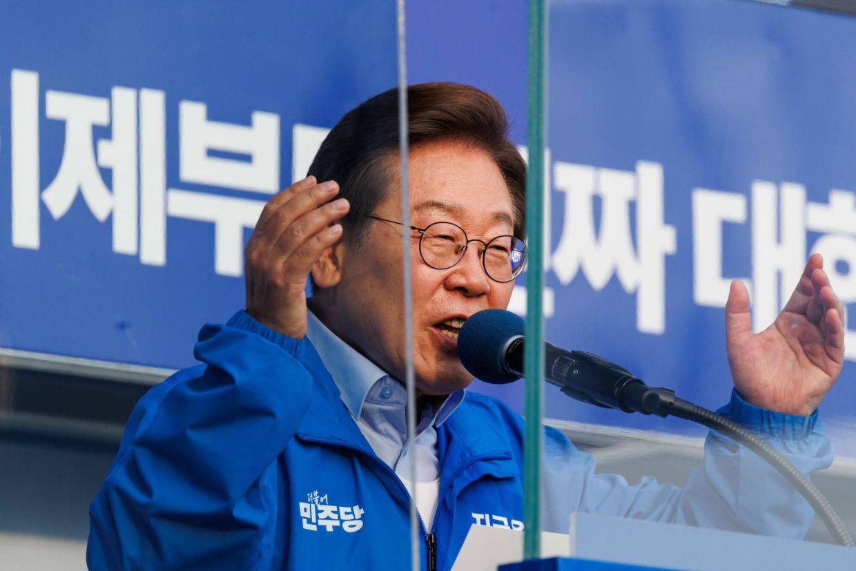 South Korea presidential candidate Lee says to restore hotline with ...