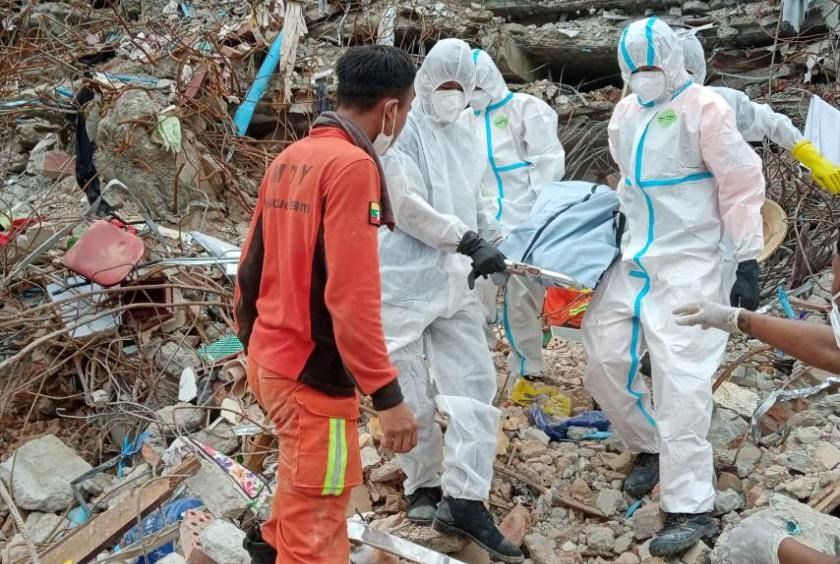 Bodies of three more women found inside a room of Sky Villa condo that ...