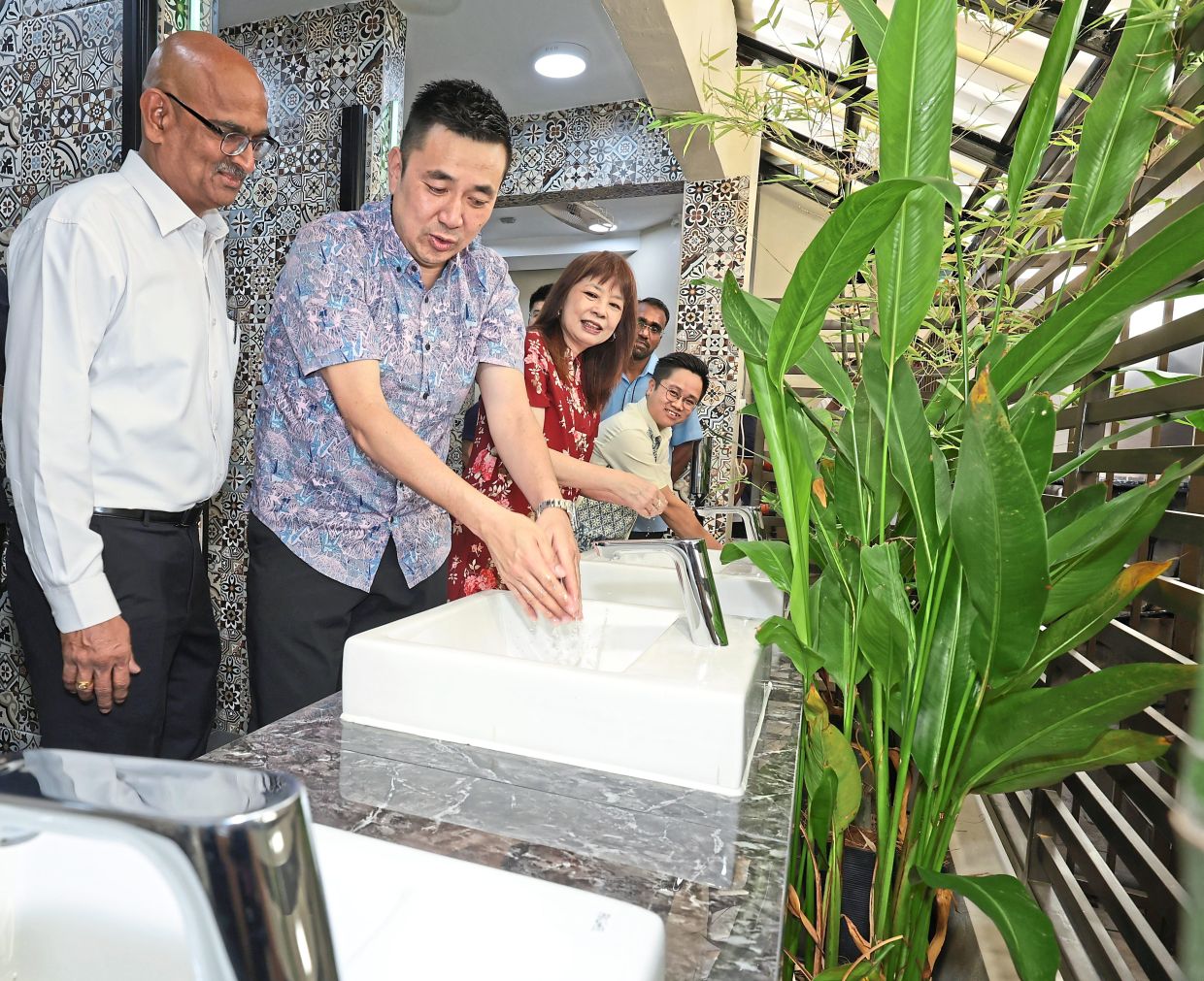 Smart toilet for Cecil St market | The Star