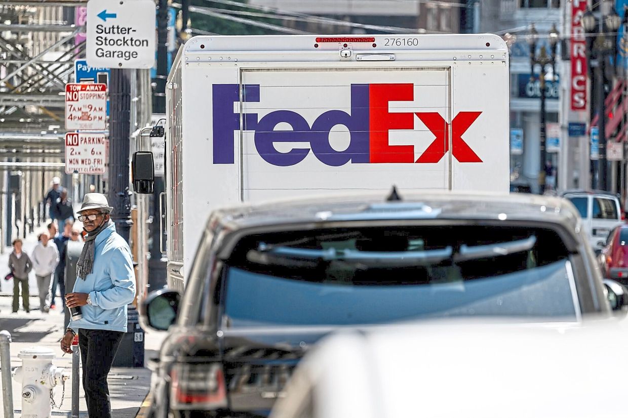 FedEx share slide highlights challenges | The Star