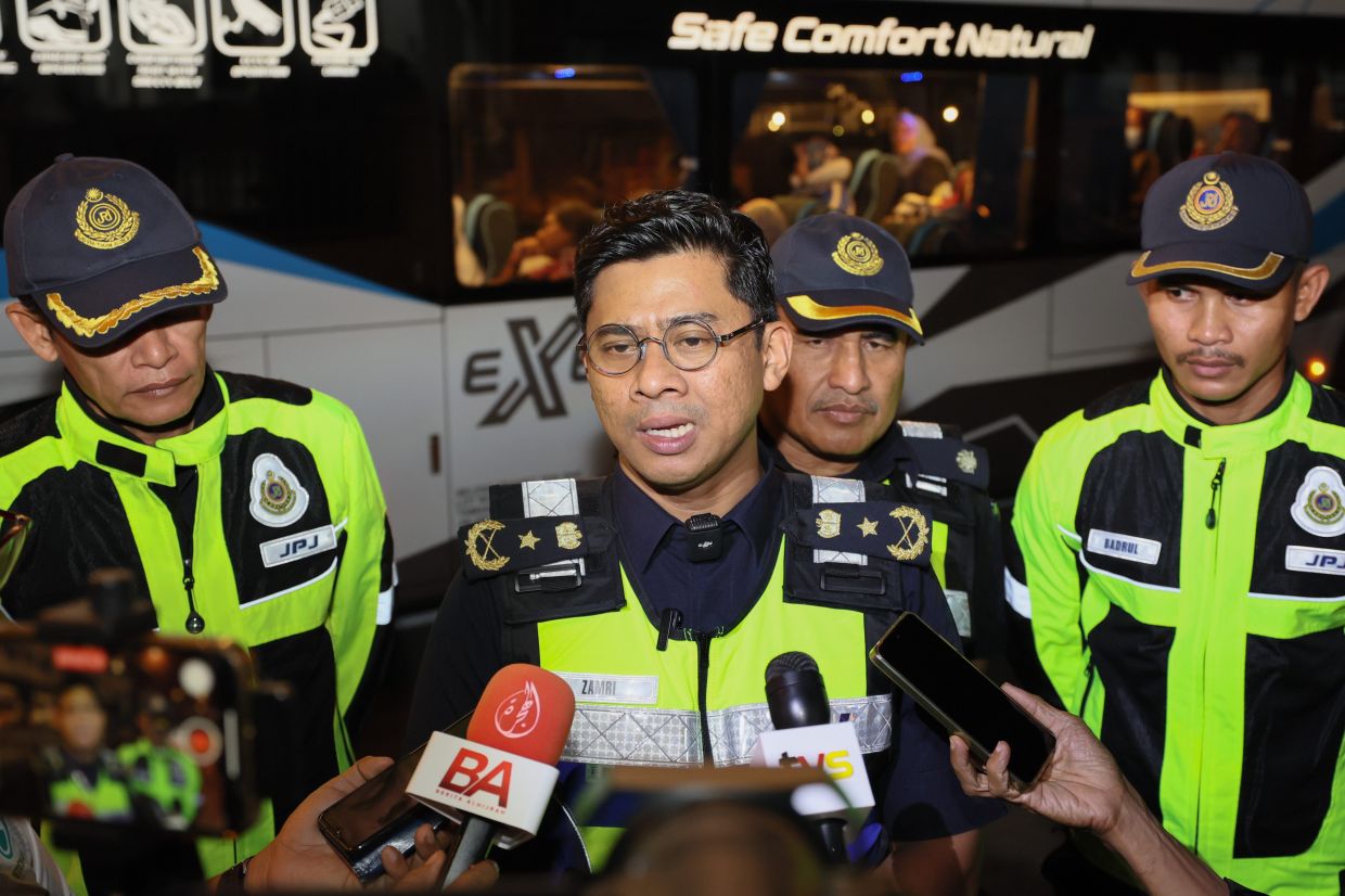 Express bus driver, three passengers given summonses for not wearing ...