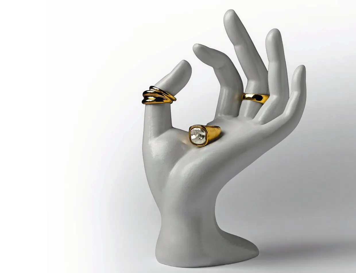 Well Chip stays golden