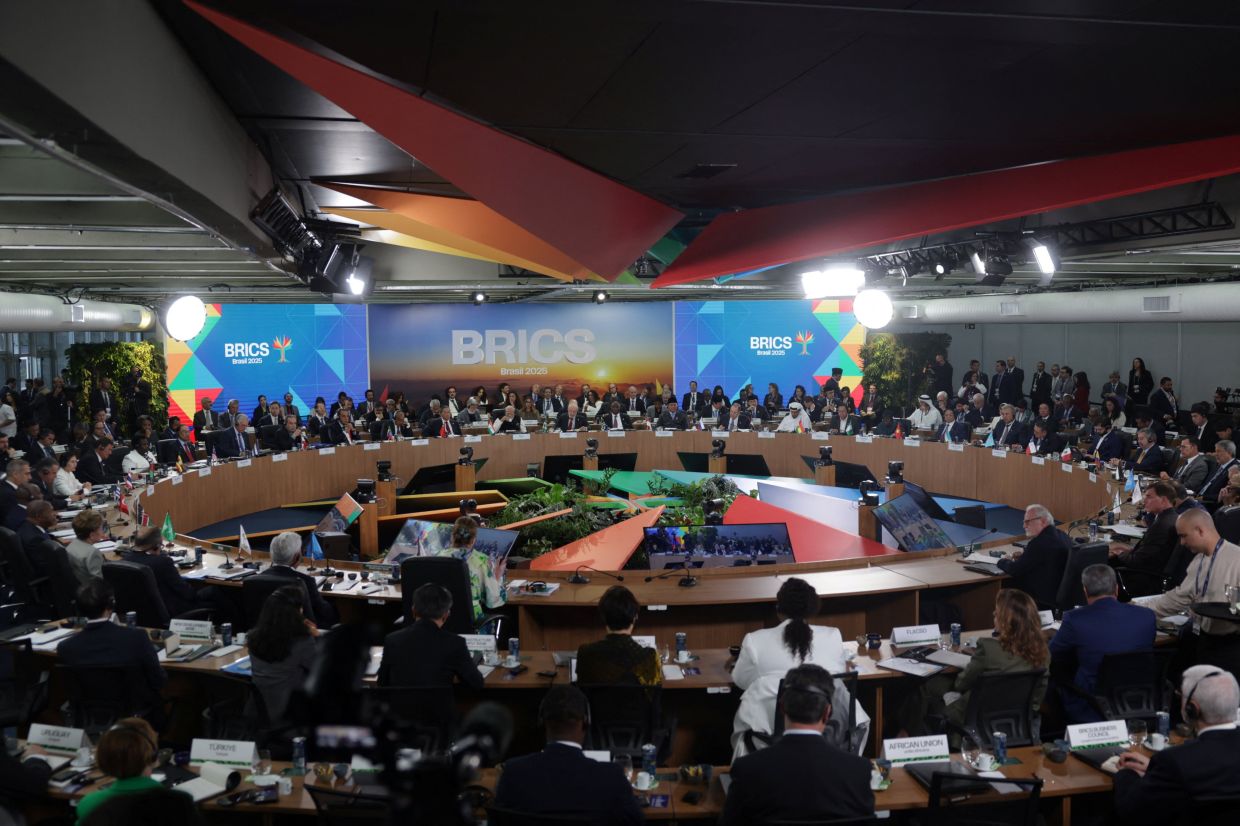 Brics leaders condemn strikes on Iran and tariffs, but avoid direct ...