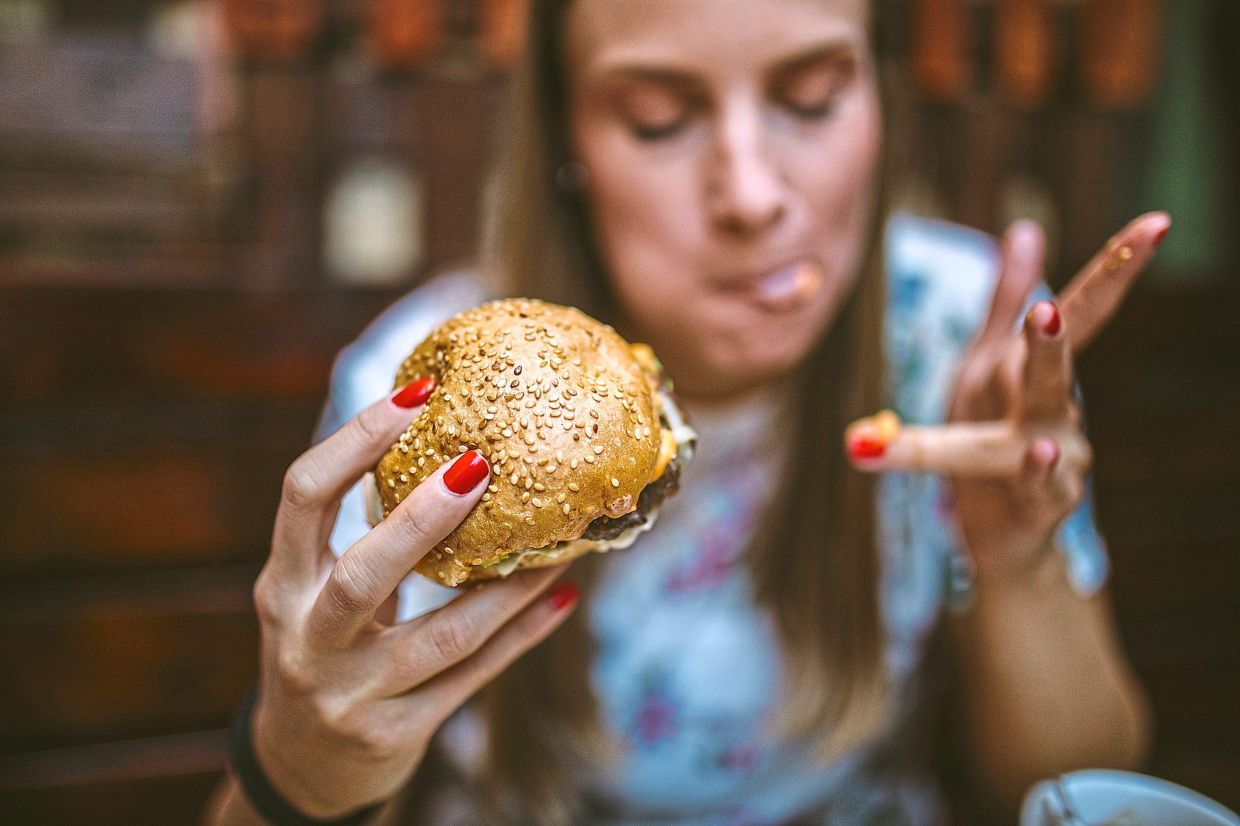 Are you eating too fast? Reformat your meals to eat slower and avoid ...