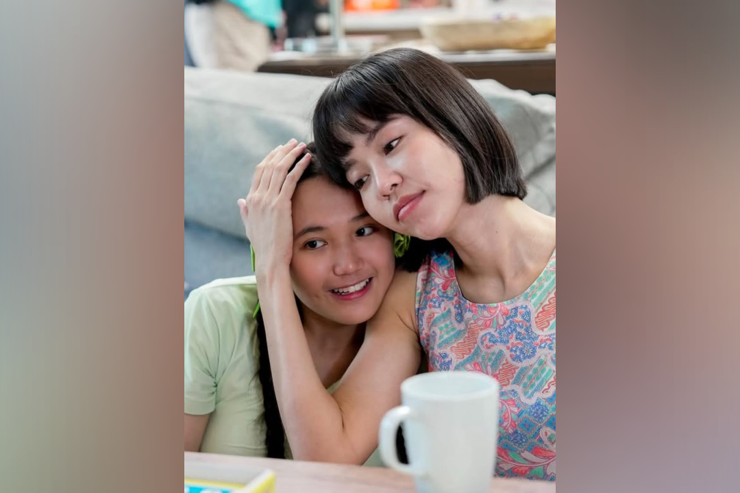 Local actress Lynn Lim and Singaporean actor Glenn Yong on filming intimate scenes together ...