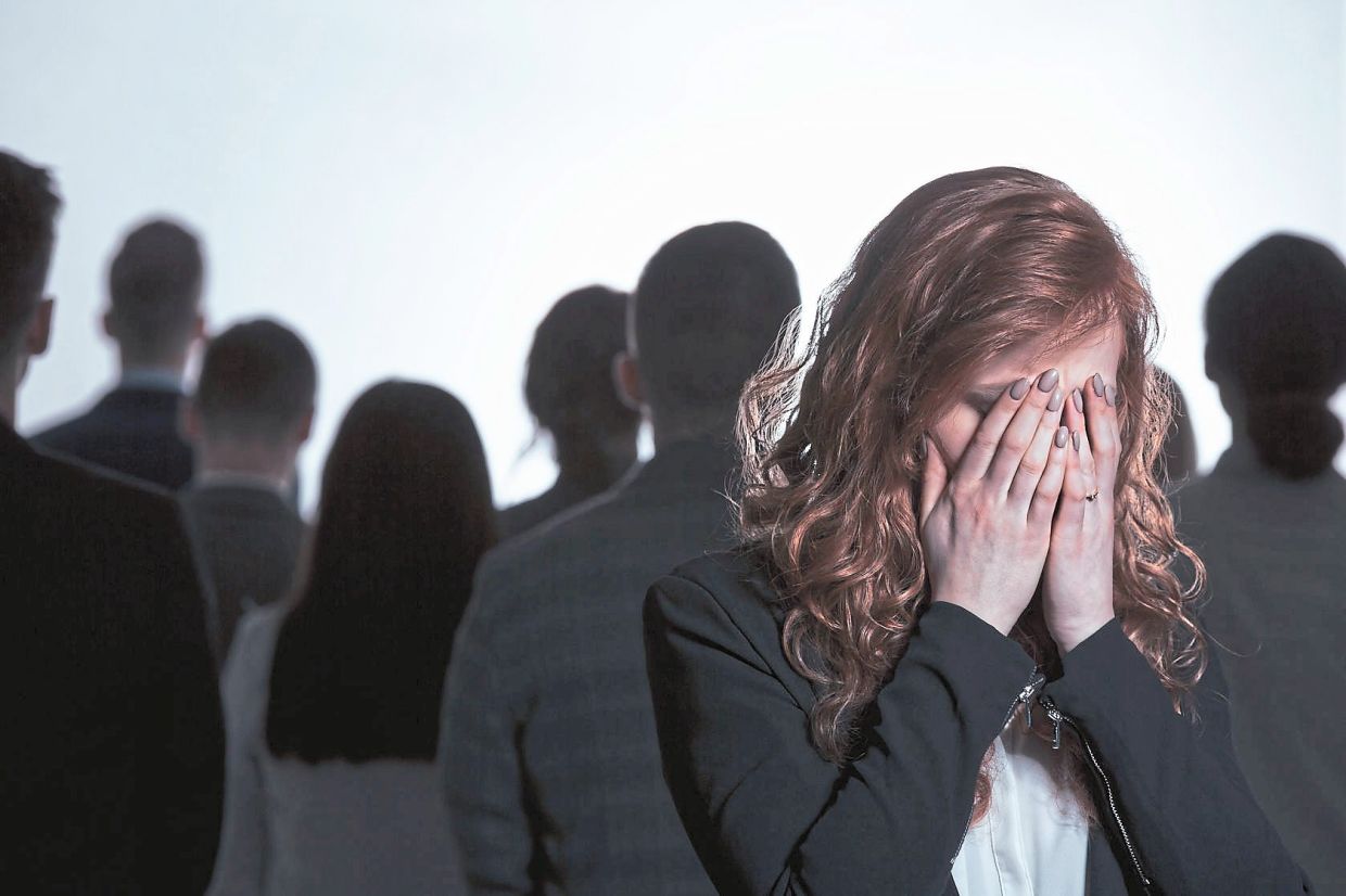 When you suddenly feel uneasy in a crowd | The Star