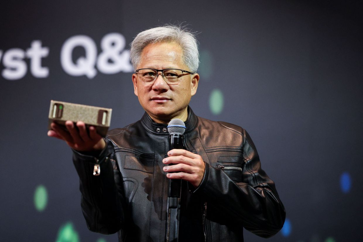 Nvidia's CEO says it has US approval to sell its H20 AI computer chips ...