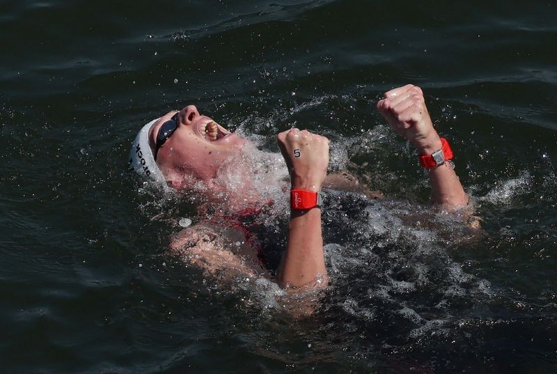 Swimming: Swimming-Wellbrock and Johnson win 10km open water gold at ...