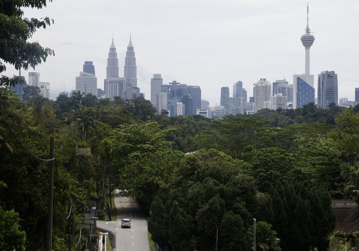 60 monitoring stations record moderate air quality as at 11am | The Star
