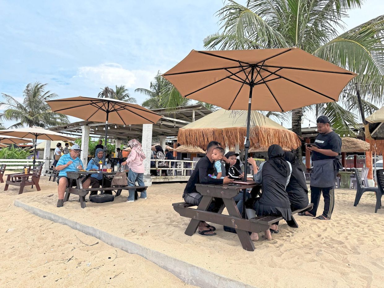 Setiu eatery offers seafood with a view | The Star