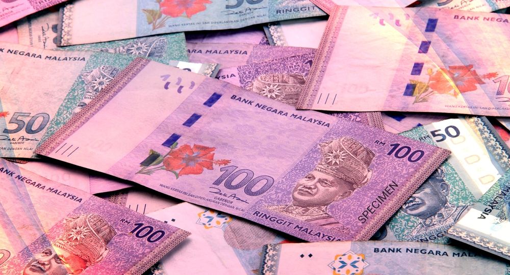 Experts: Be wise with extra cash | The Star