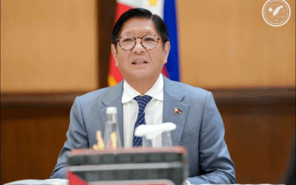 Marcos signs law boosting judiciary’s fiscal autonomy | The Star