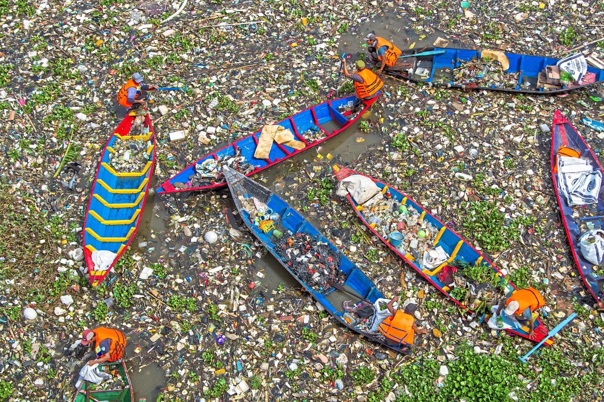 Indonesia fights to clean up ‘the world’s most polluted river’, Java's ...