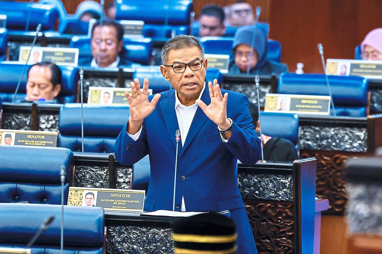 Saifuddin: Recent threats foiled, arrests linked to terror cells | The Star