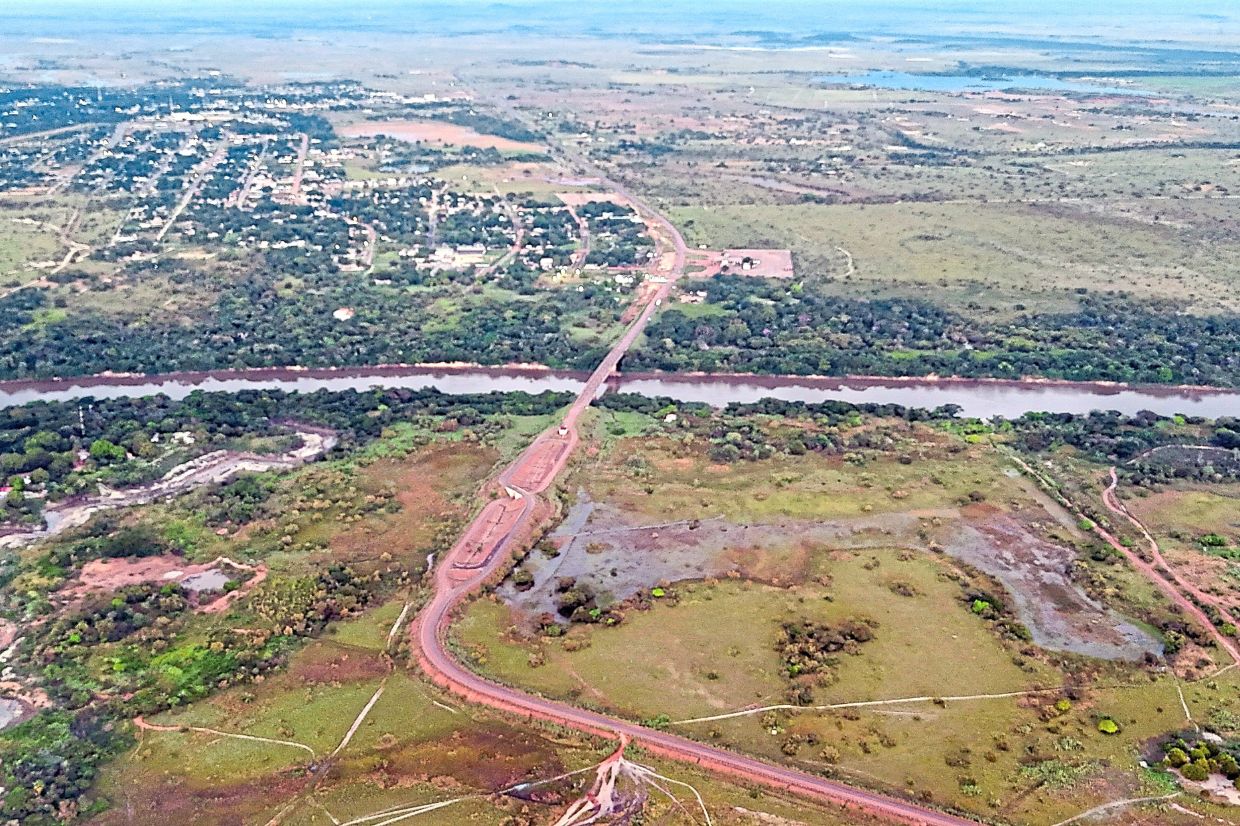 On the remote dirt road to riches | The Star