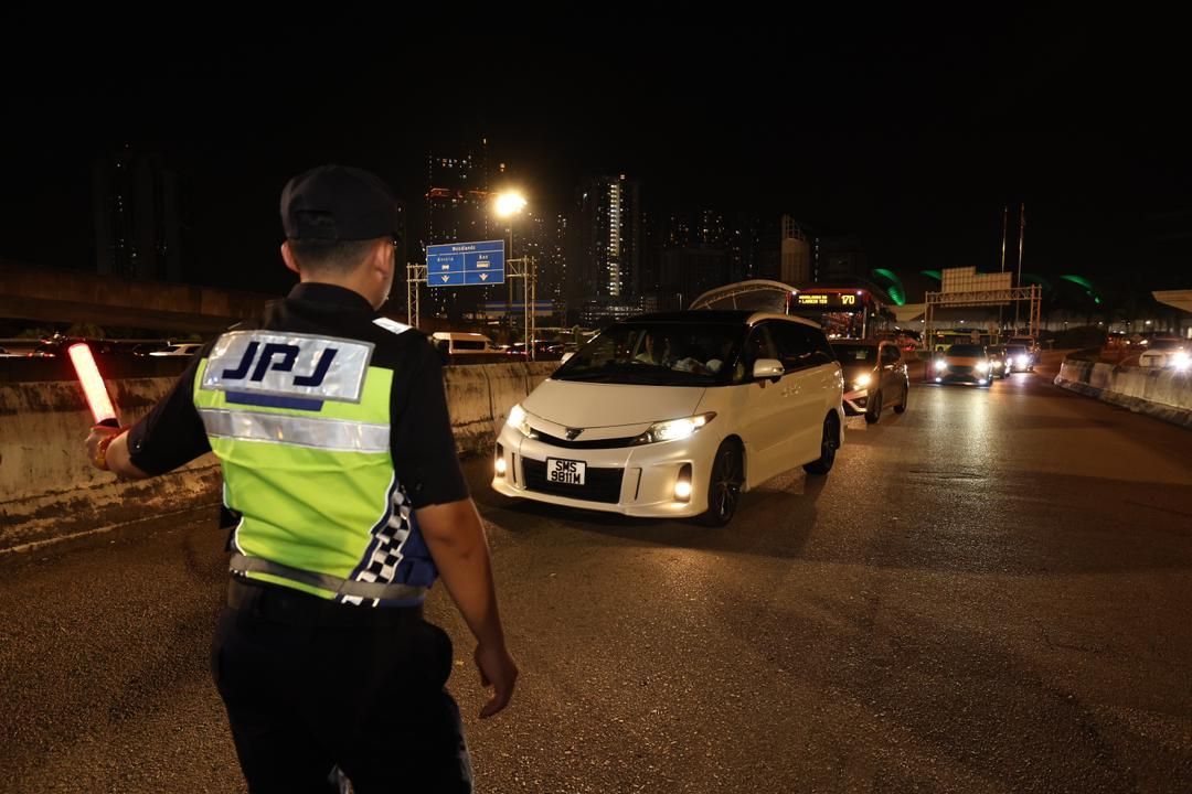 Be consistent on road safety enforcement, govt urged | The Star