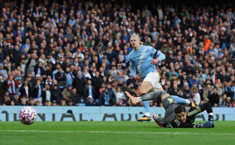 Football: Soccer-Man City and Haaland clobber United 3-0 in Manchester ...