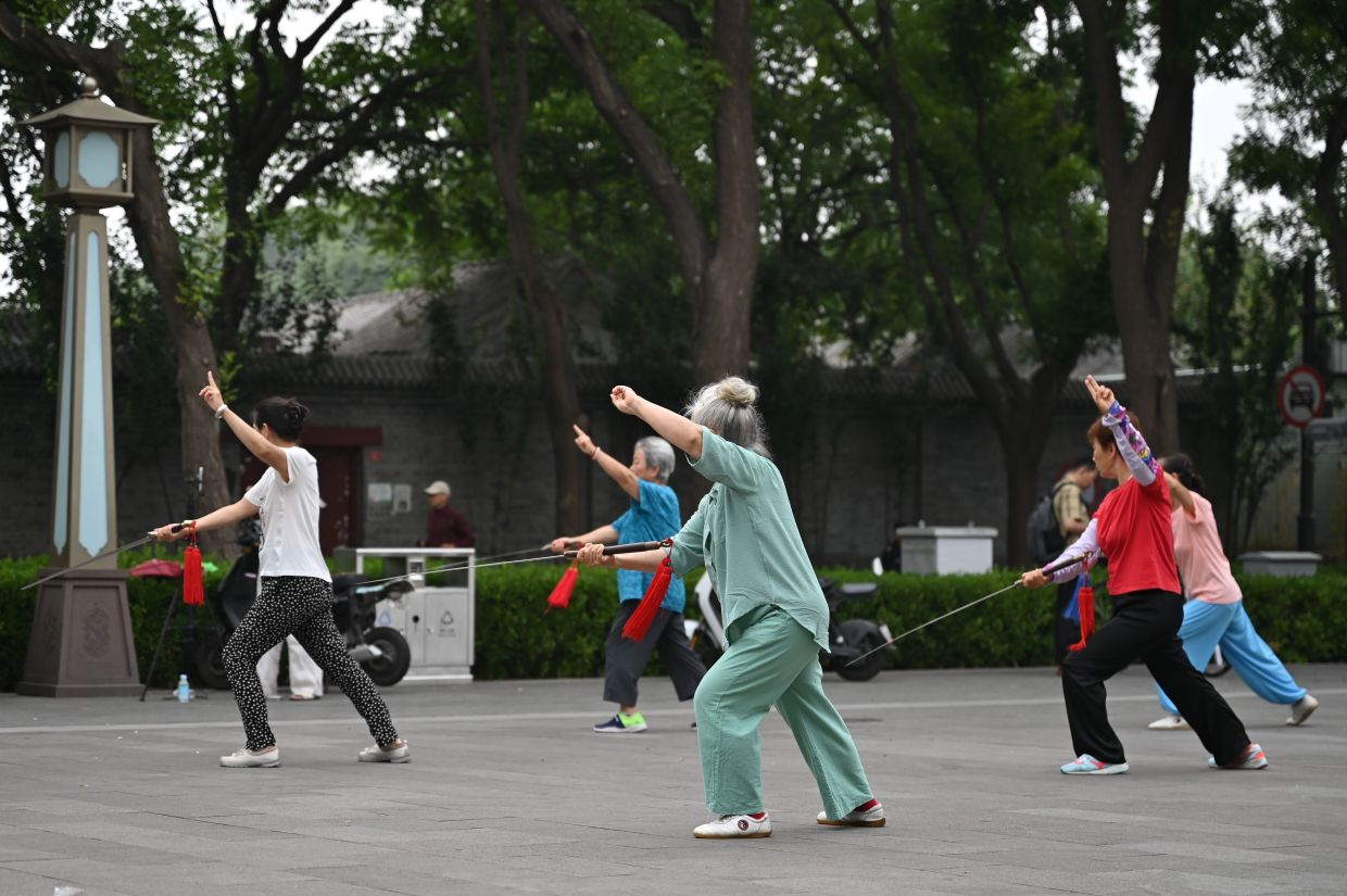 How China's pensioners stay fit – with a whip and a sword | The Star