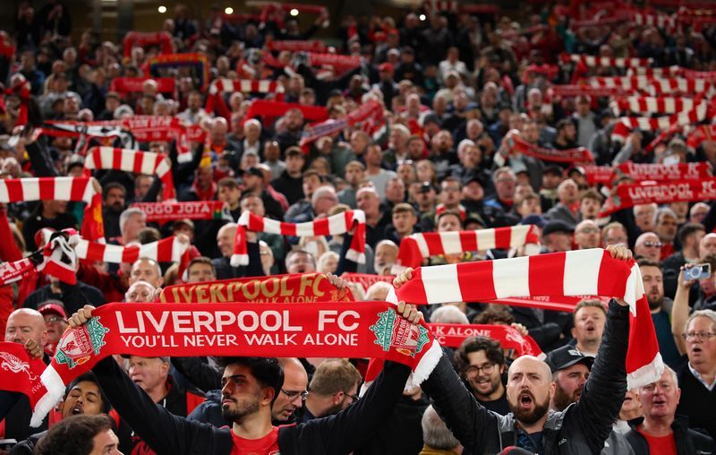 Football: Soccer-Leaders Liverpool host improved Everton in Merseyside ...