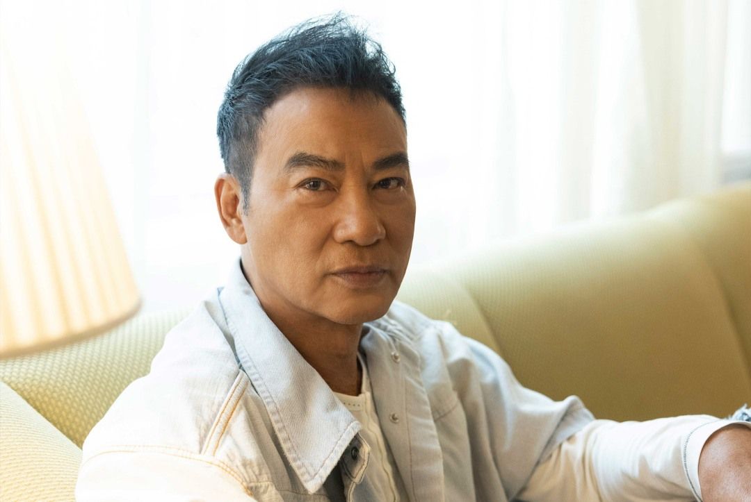 HK actor Simon Yam responds graciously to flight attendant who failed ...