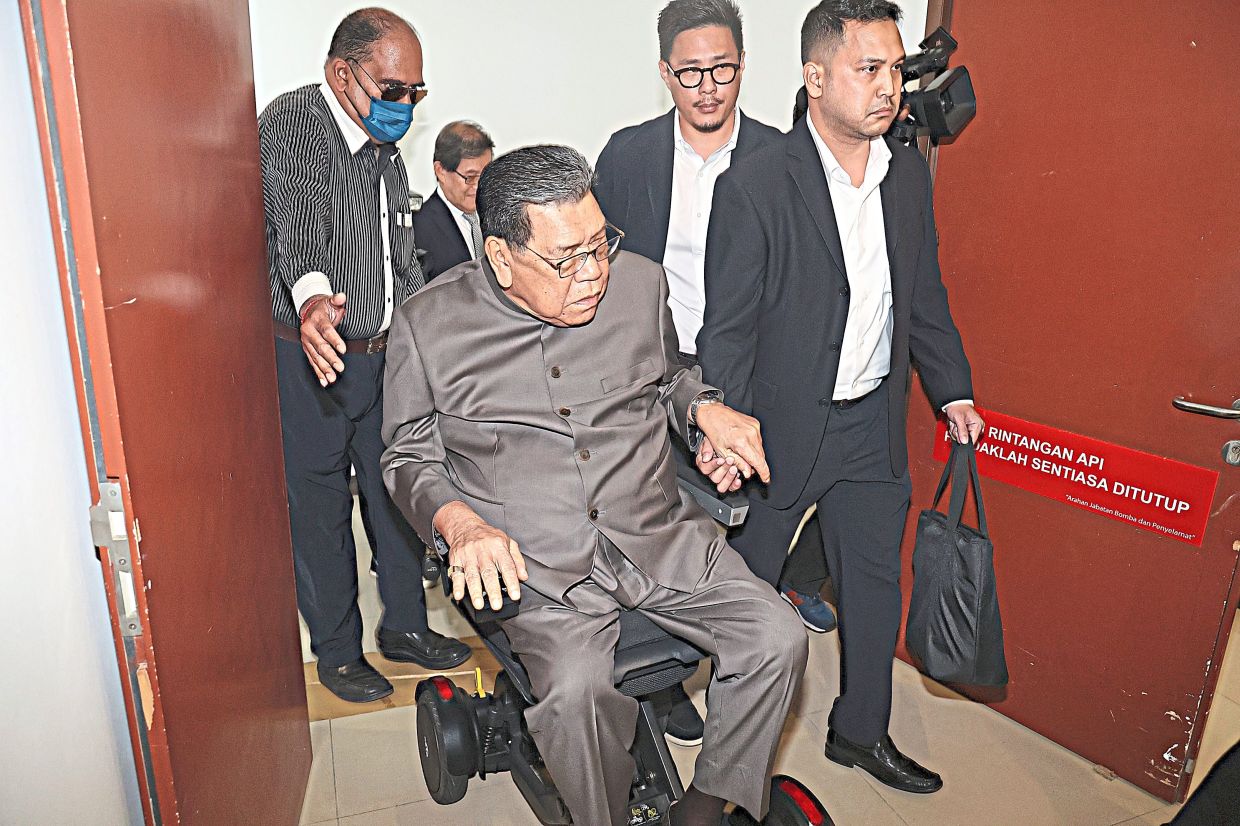 Duo deny RM755mil graft charges | The Star