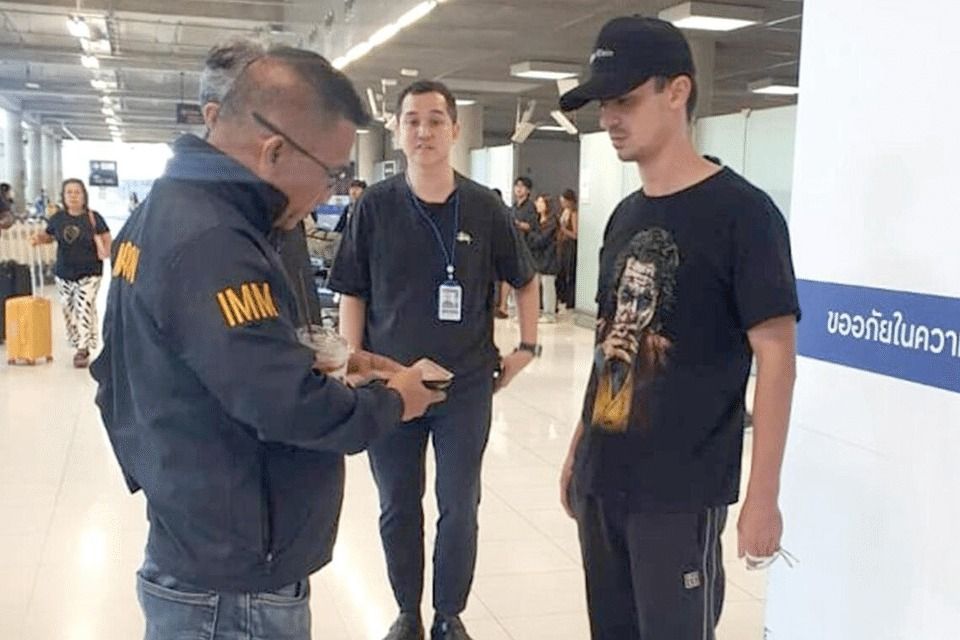 Russian vlogger arrested over viral video of couple having sex on pickup truck in Phuket | The Star