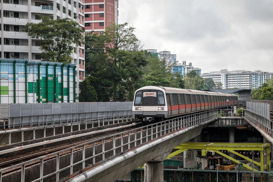 Last of Singapore’s first MRT trains retires after over 35 years of ...