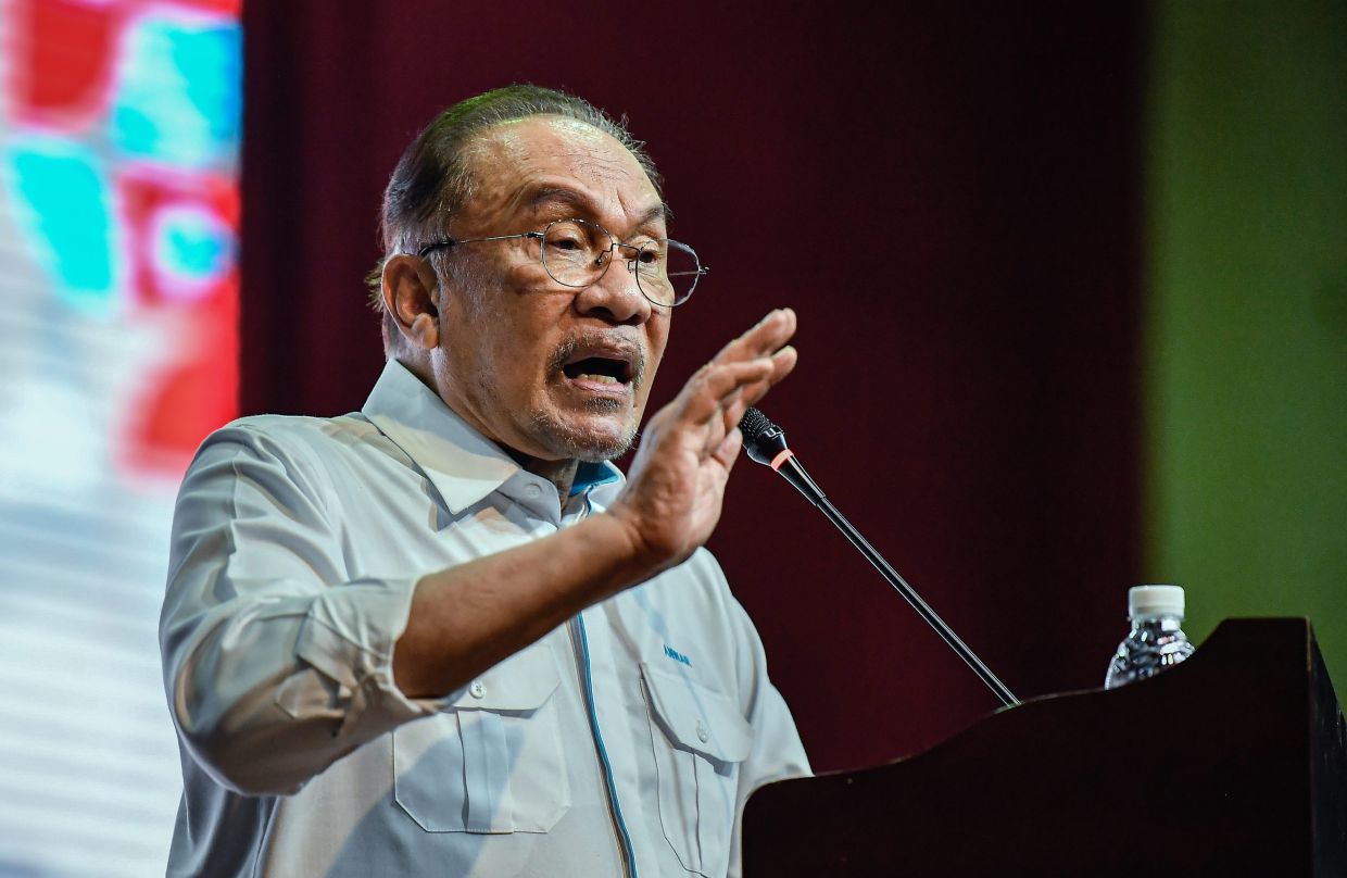 No plans to charge private vehicles entering city, says PM Anwar | The Star