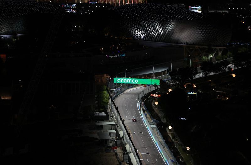 Motorsport: Motor racing-F1 drivers say cooling vests should remain ...