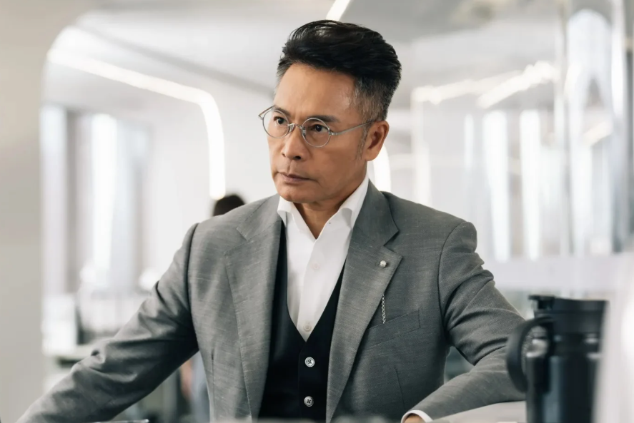 HK actor Roger Kwok says kids support him finding love again, 1 year ...