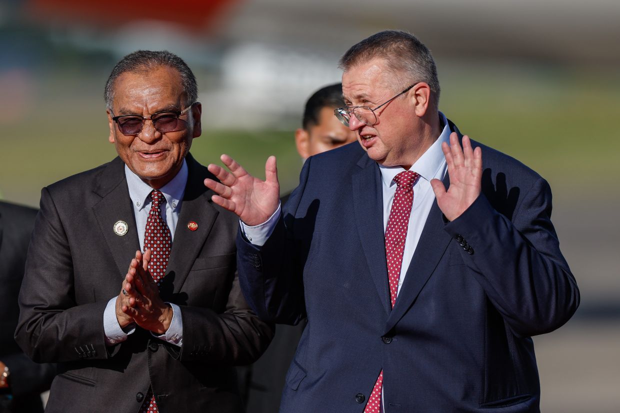 Russian Deputy PM Overchuk arrives in Malaysia for 20th East Asia ...