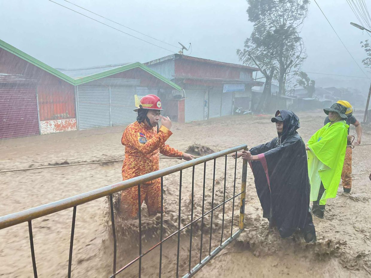 Typhoon death toll soars past 90 in the Philippines | The Star