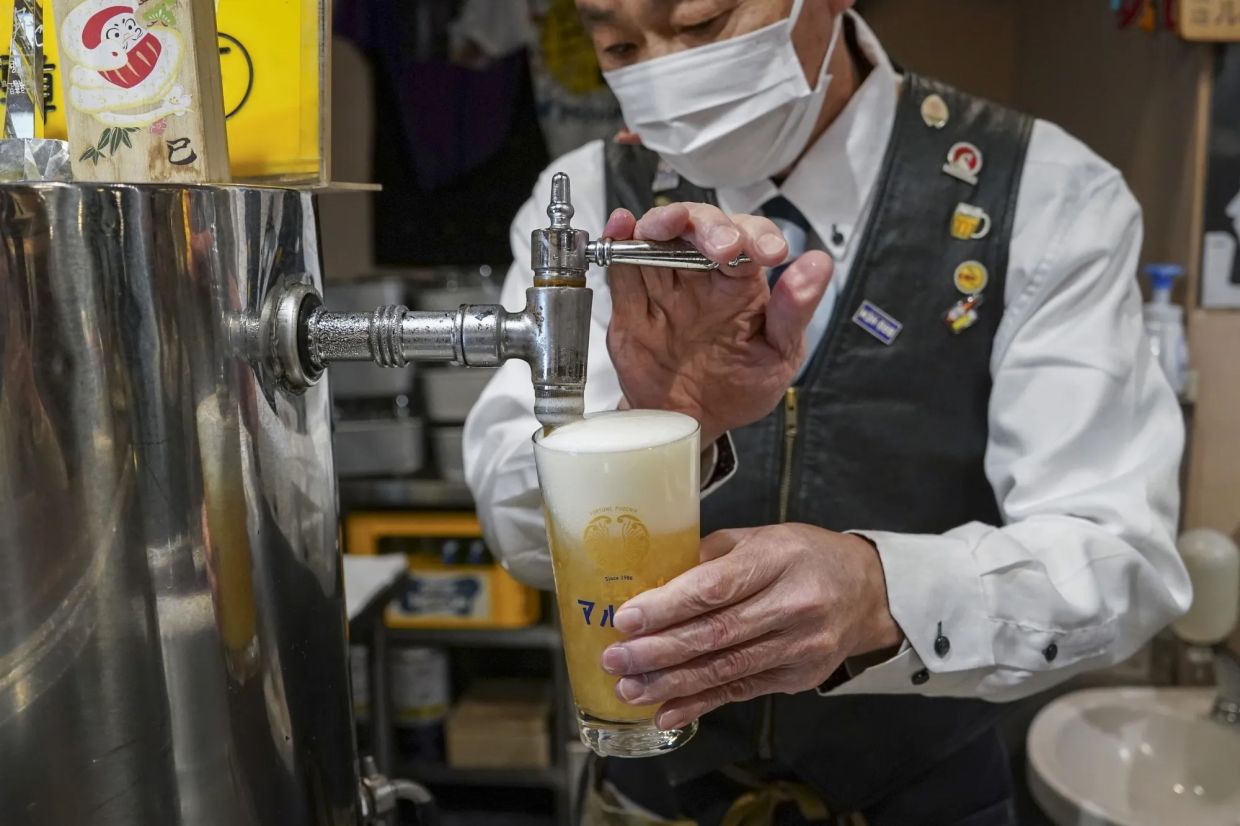 Japan cyberattack cripples Asahi operations, lifts rival brewers | KLSE ...