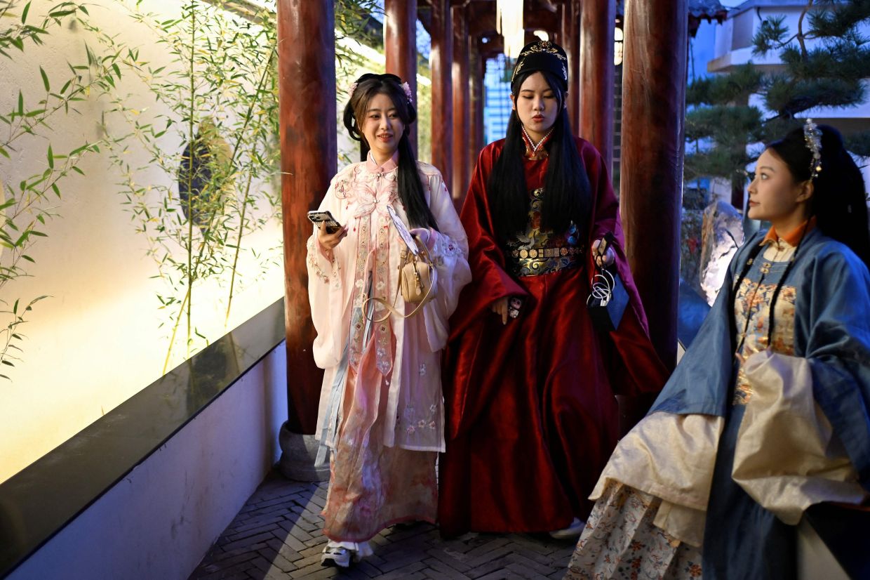 Young diners 'time travel' back to ancient China | The Star