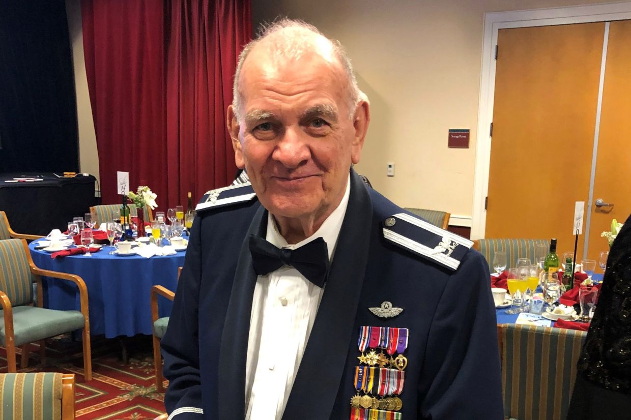 Vietnam War POW Robert Stirm, seen in iconic 'Burst of Joy' photo with ...