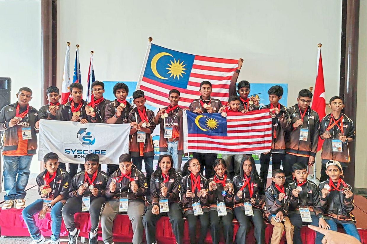 Students build, code and conquer | The Star