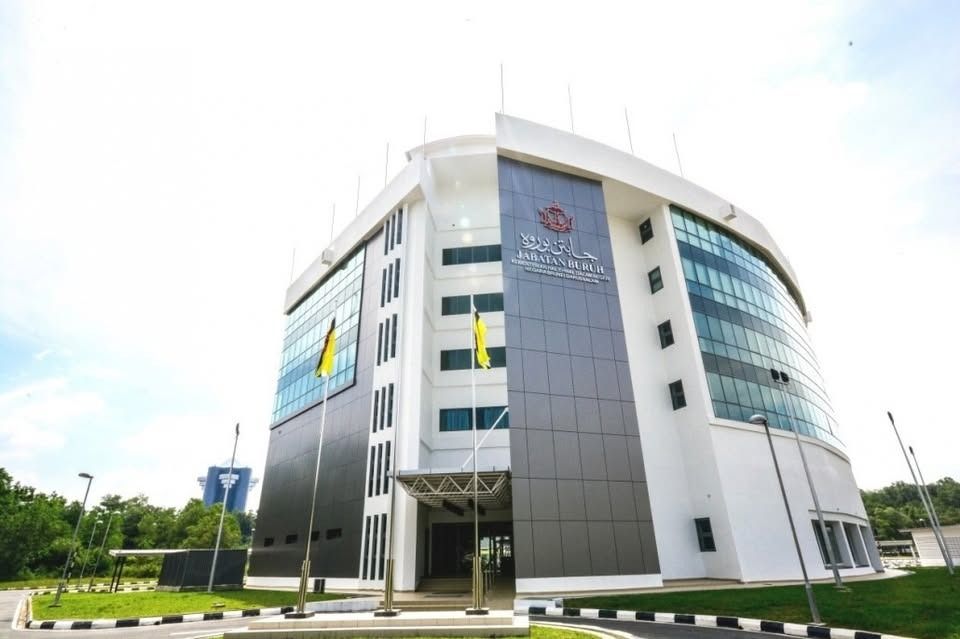 Employer in Brunei probed for requiring staff to work on rest days ...
