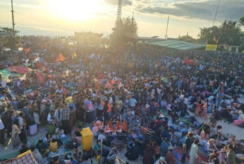 Thousands flock to Kyaiktiyo Pagoda for Kayin New Year and weekend ...