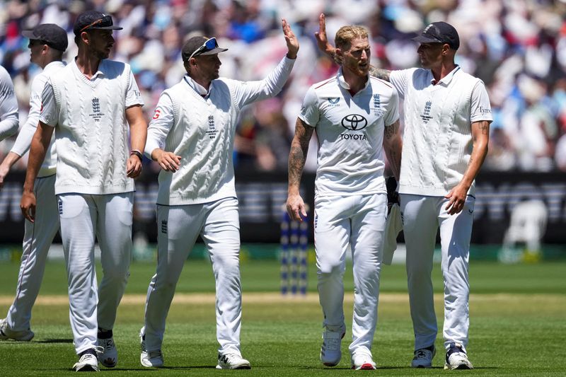 Cricket: Cricket-Root hails England's bravery in Melbourne Ashes win ...
