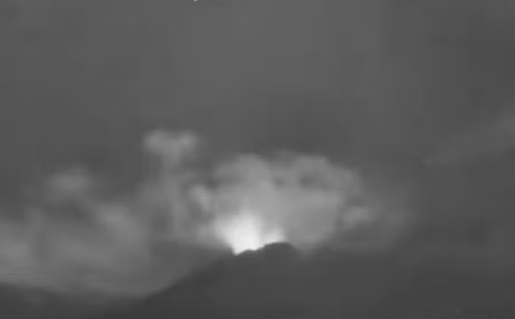 Kanlaon Volcano emits superheated gas, may signal explosive eruption ...