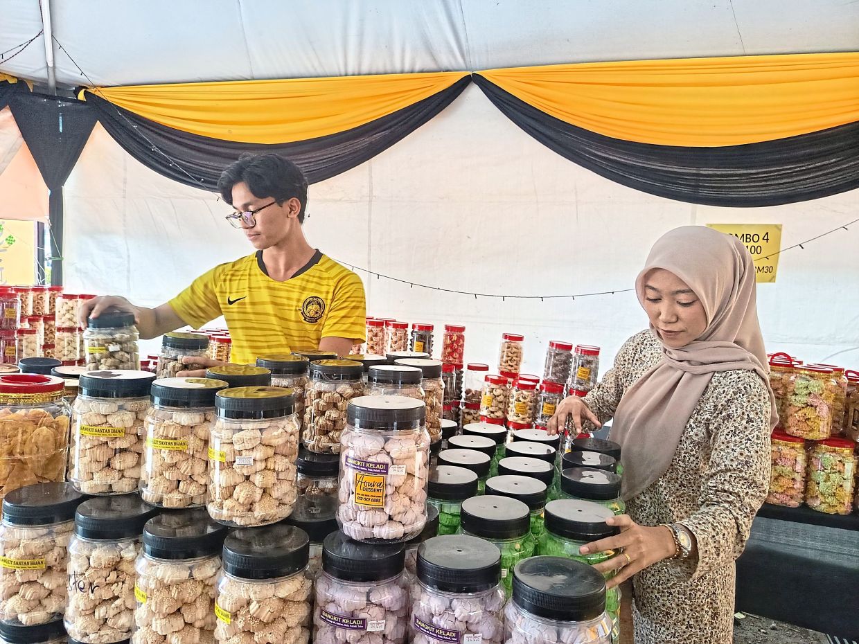Back-to-back festivities boost biscuit sales | The Star