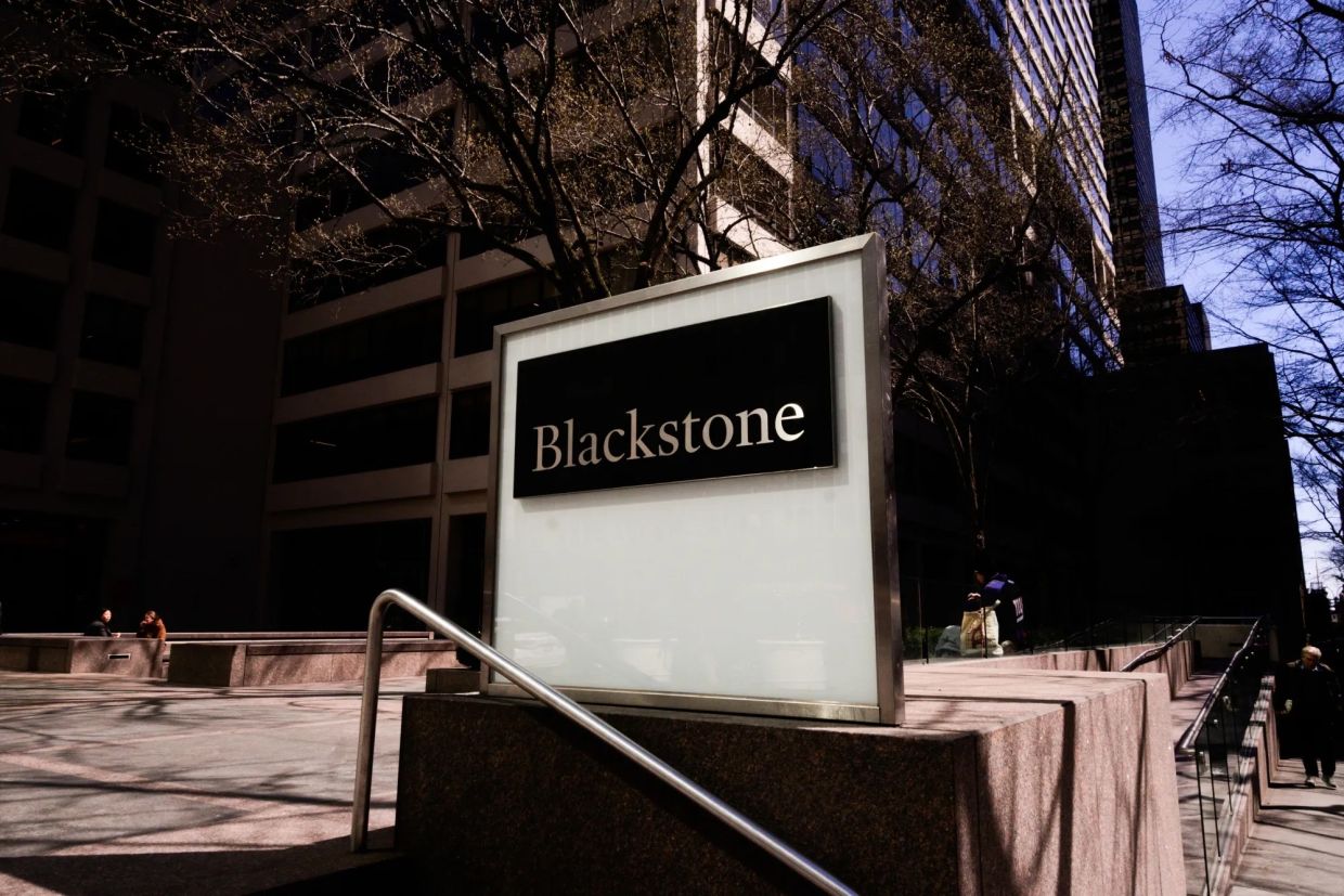 Blackstone’s new hedge fund for mini-millionaires | The Star