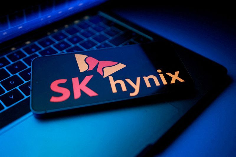 SK Hynix shares jump 15% after peer Samsung projects blowout earnings ...