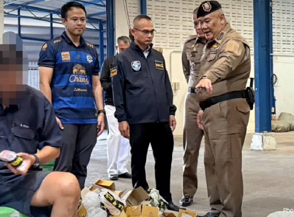 Thai police seize THB200mil in vape raid, arrest seven suspects | The Star