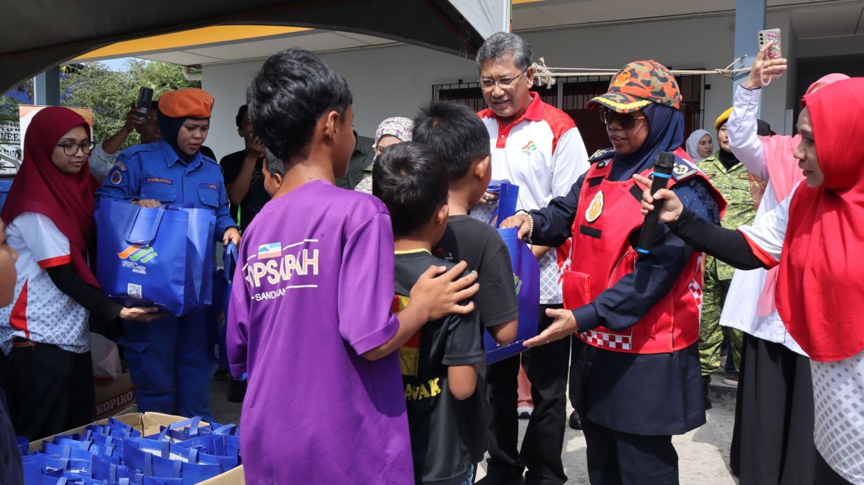 Focus now on long-term solution to prevent fires, says Sabah minister ...