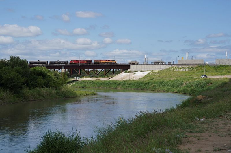 Deaths of six migrants in Texas railcar investigated as human smuggling ...